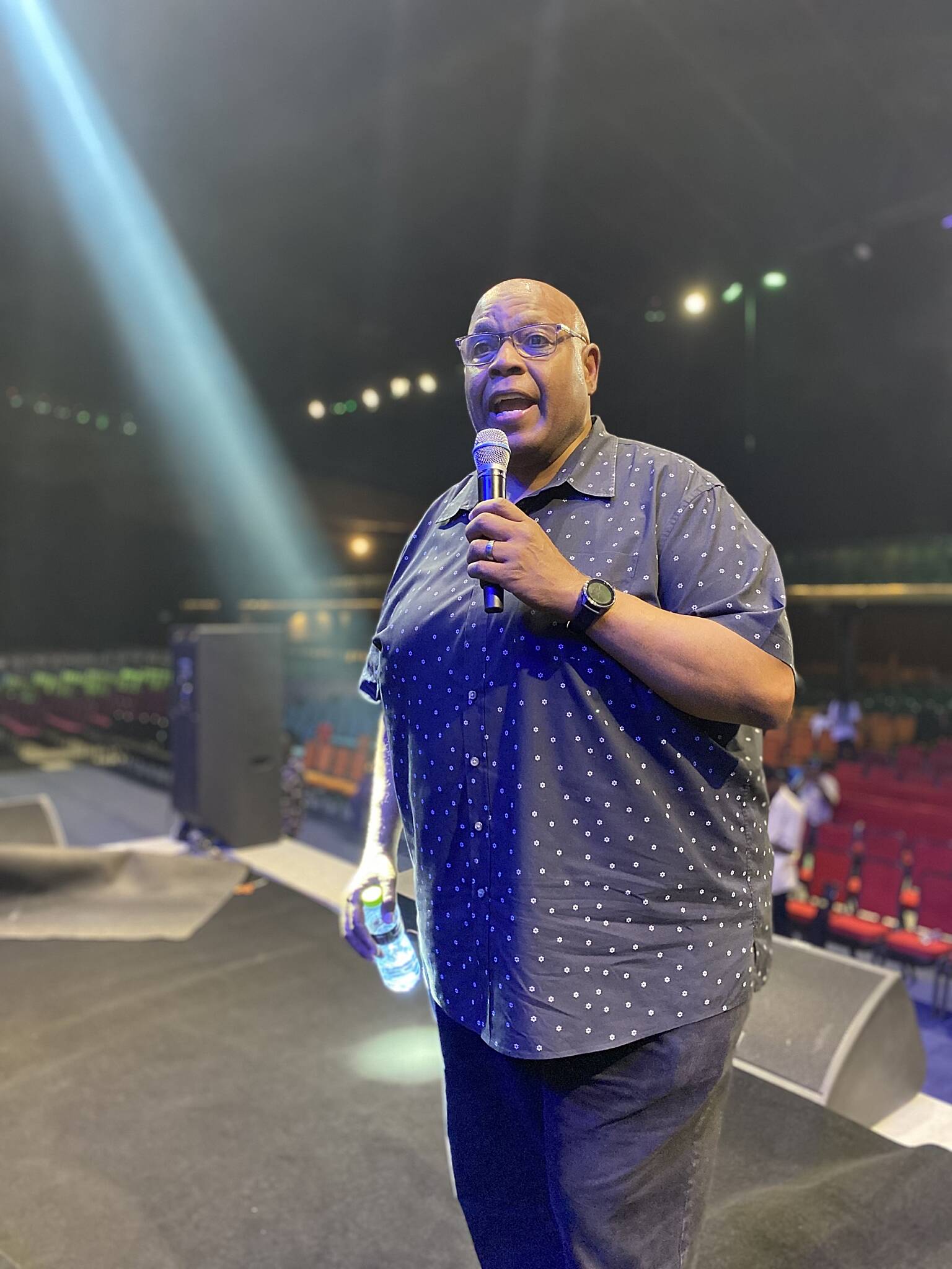 Alvin Slaughter touches down in Ghana for Harvest Praise 24 - Happy Ghana