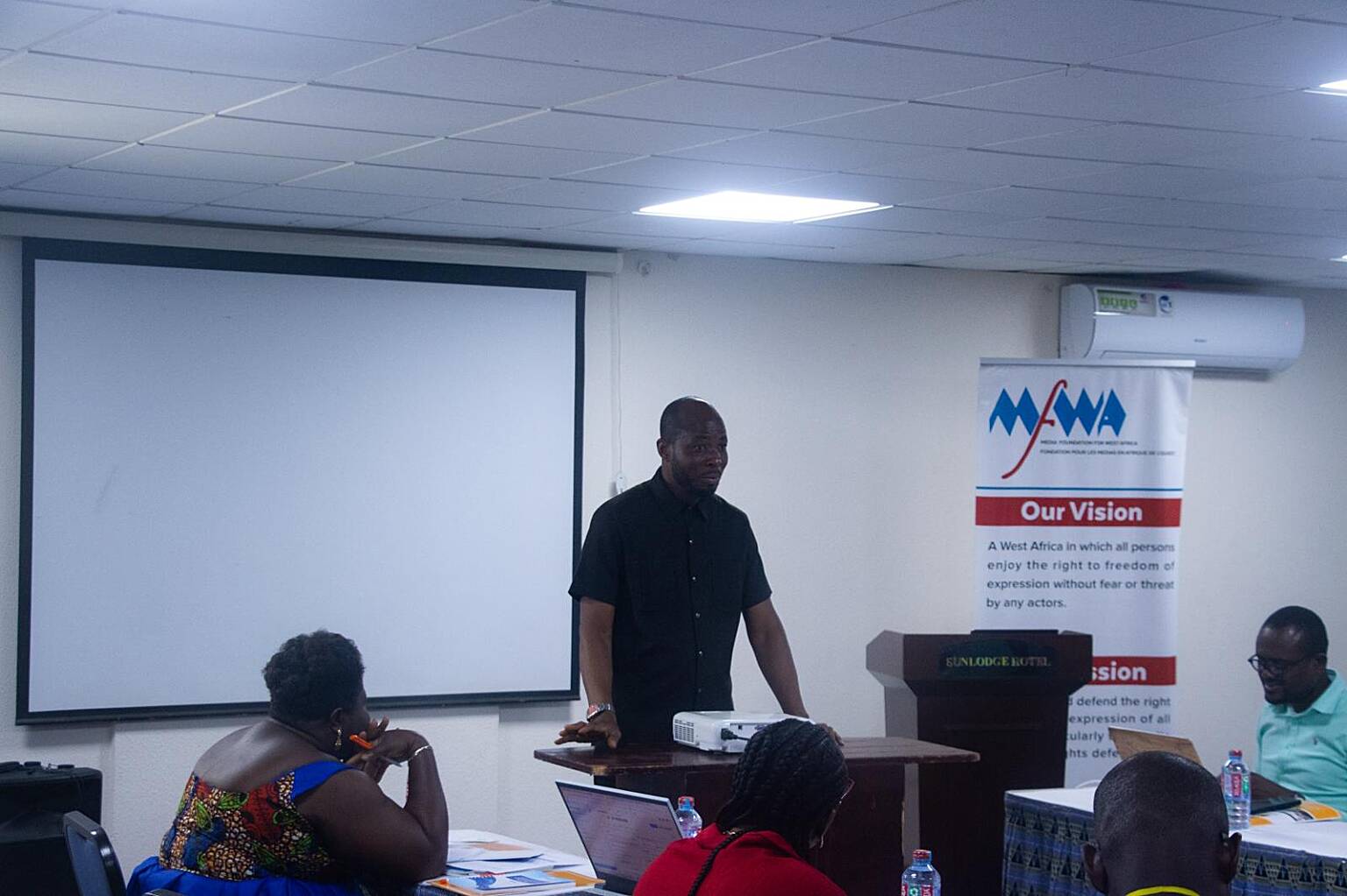 The Media Foundation for West Africa holds workshop to promote peace ...