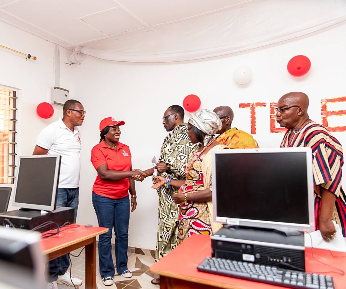 Telecel Ghana Volunteers Hand Over Fully Renovated ICT Lab to Anfoega E ...